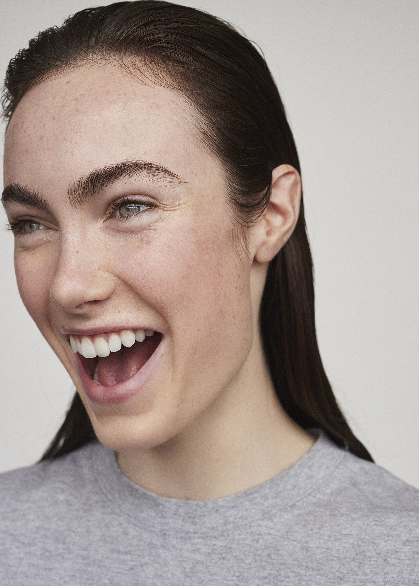 Alper Sisters | TEAMM